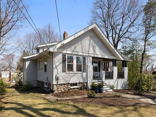 house with 4 bedroom, Worcester MA DS102315979