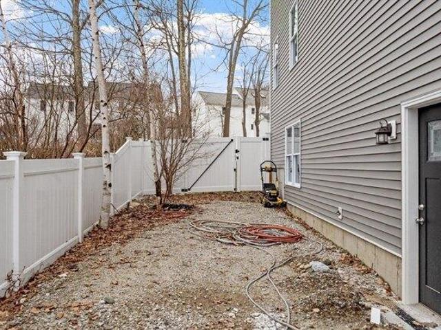 house with 4 bedroom, Worcester MA DS102346873
