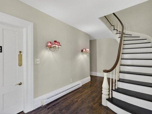 house with 4 bedroom, Worcester MA DS102371978