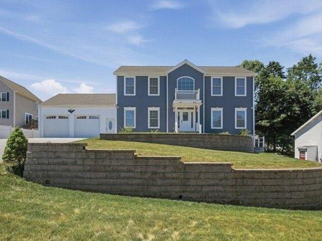 house with 4 bedroom, Worcester MA DS104441744