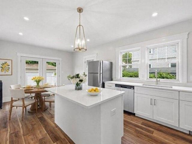 house with 4 bedroom, Worcester MA DS104114913