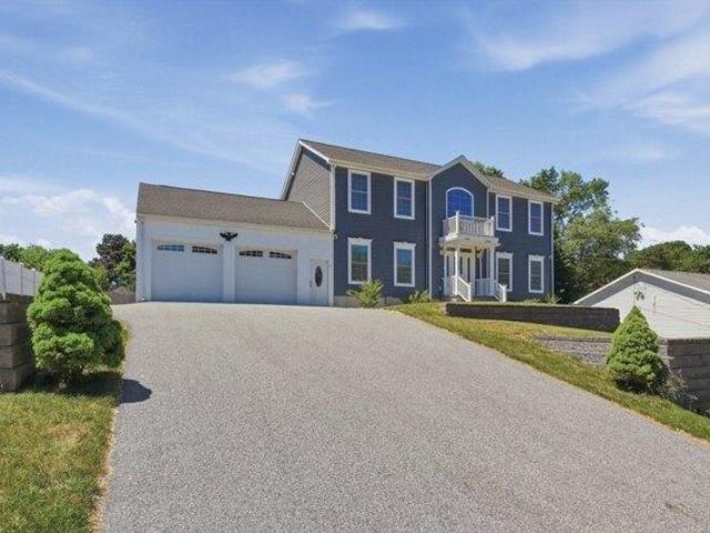 house with 4 bedroom, Worcester MA DS104148257