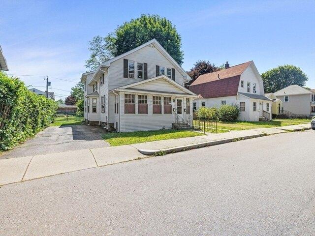 house with 4 bedroom, Worcester MA DS104190132