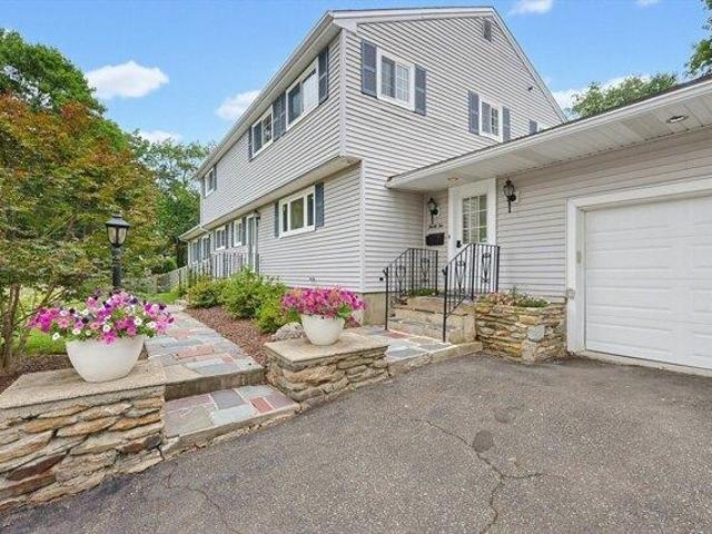 house with 4 bedroom, Worcester MA DS104296675