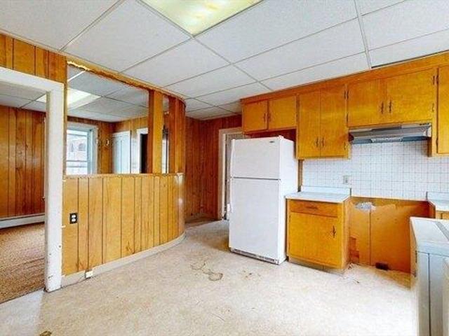 house with 4 bedroom, Worcester MA ES103440780