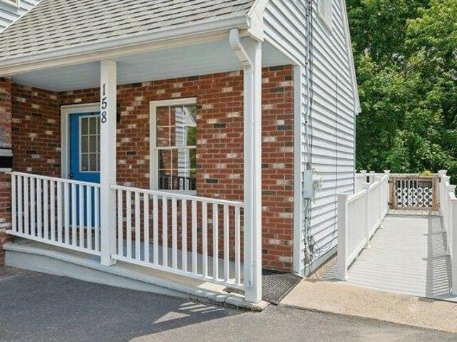house with 4 bedroom, Worcester MA ES103251363