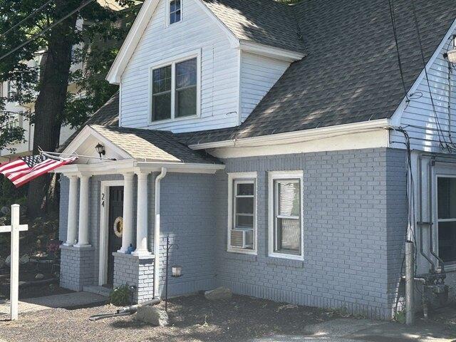 house with 4 bedroom, Worcester MA ES104410267