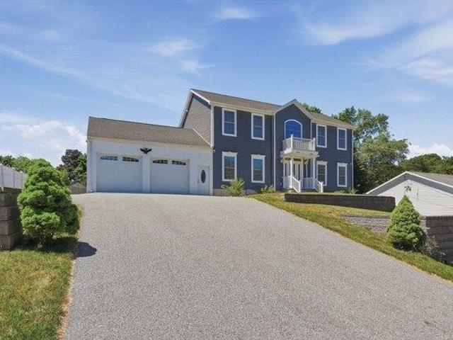 house with 4 bedroom, Worcester MA ES104441744