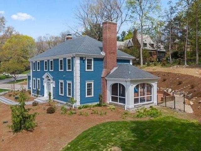 house with 4 bedroom, Worcester MA ES104686759