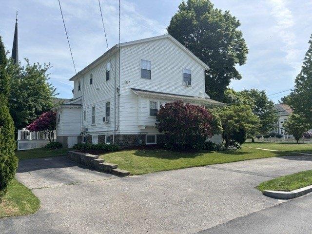 house with 4 bedroom, Worcester MA ES104045576
