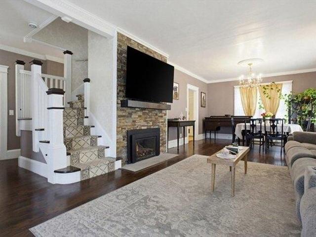 house with 4 bedroom, Worcester MA ES104112683