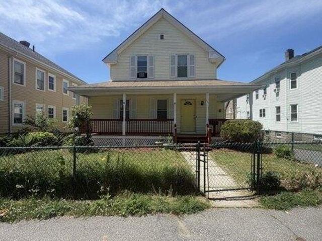 house with 4 bedroom, Worcester MA ES104351737