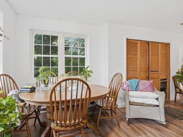 house with 4 bedroom, Worcester MA ES105059234