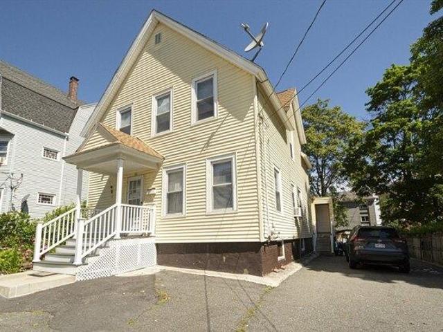 house with 4 bedroom, Worcester MA ES105081854