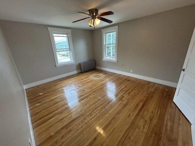 house with 4 bedroom, Worcester MA ES105081984