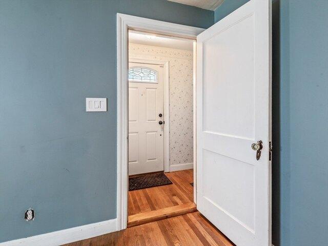 house with 4 bedroom, Worcester MA ES105115965