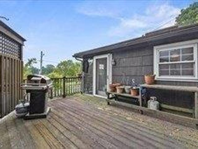 house with 4 bedroom, Worcester MA ES105126613