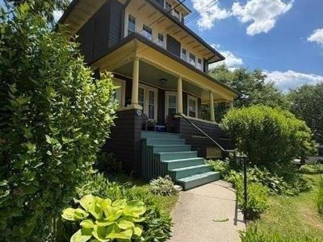house with 4 bedroom, Worcester MA ES105126033