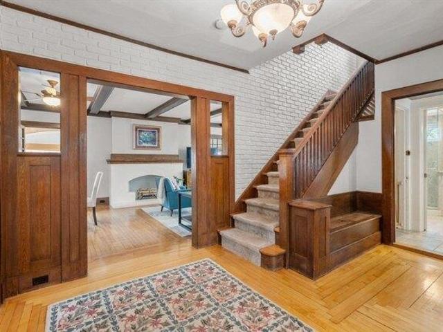 house with 4 bedroom, Worcester MA ES105127082