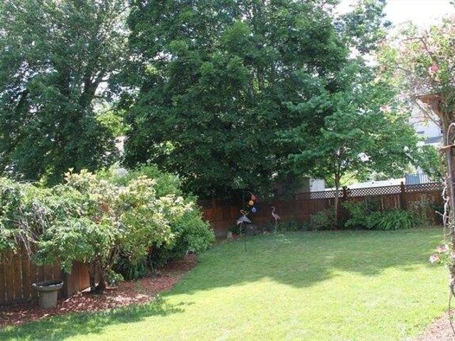 house with 4 bedroom, Worcester MA ES105158926