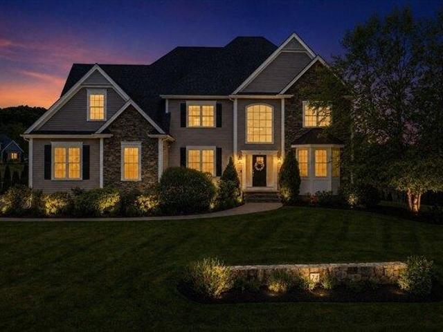 house with 4 bedroom, Wrentham MA DS103250287