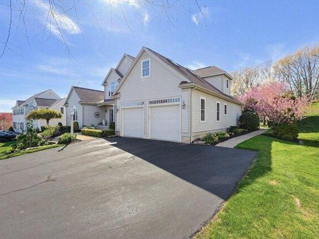 house with 4 bedroom, Wrentham MA DS104329084