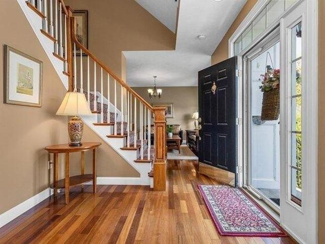 house with 4 bedroom, Wrentham MA ES103033432