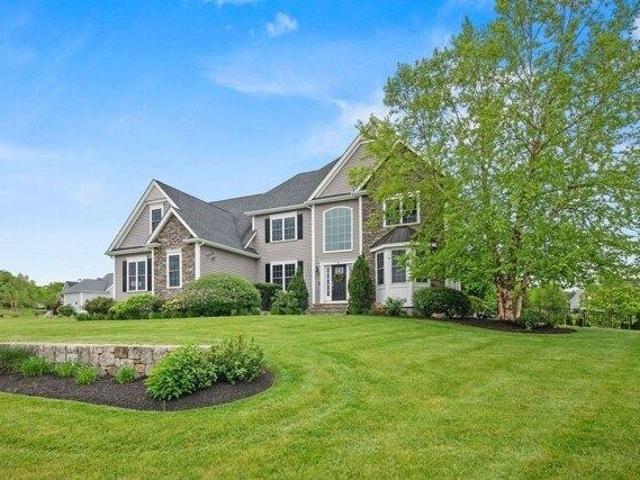 house with 4 bedroom, Wrentham MA ES103250287