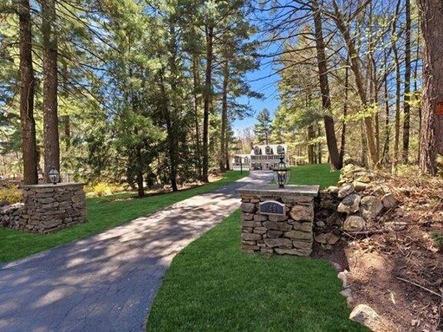house with 4 bedroom, Wrentham MA ES103220180