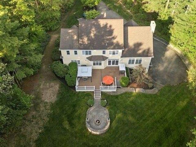 house with 4 bedroom, Wrentham MA ES103664034