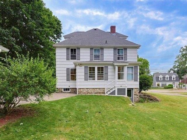 house with 4 bedroom, Wrentham MA ES103966857