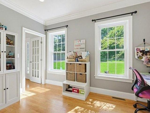 house with 4 bedroom, Wrentham MA ES104298388