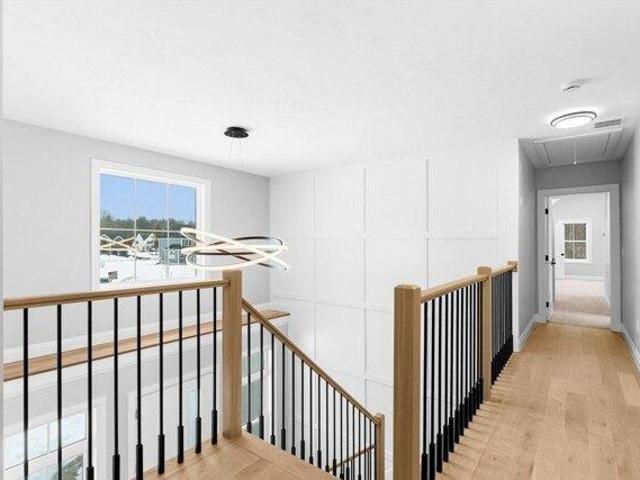 house with 4 bedroom, Wrentham MA ES104442911