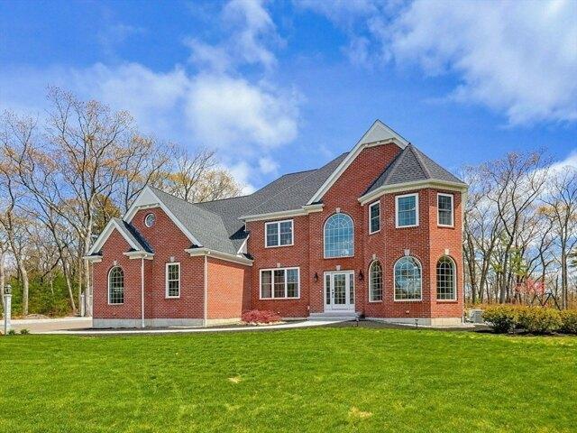 house with 4 bedroom, Wrentham MA ES105092943