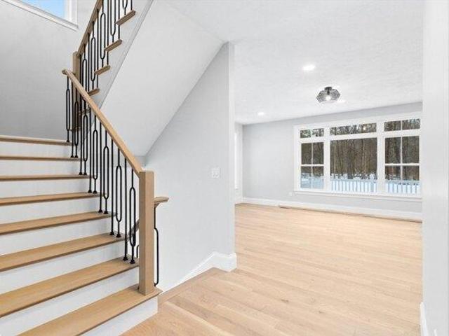 house with 4 bedroom, Wrentham MA ES105096382