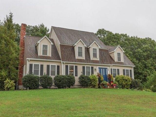 house with 4 bedroom, Wrentham MA ES105113668