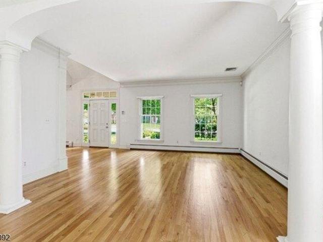 house with 4 bedroom, Wyckoff NJ ES104650817