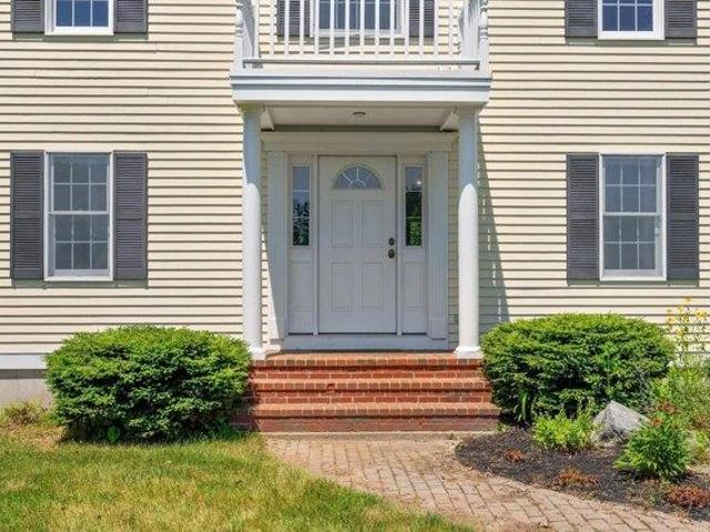 house with 4 bedroom, Yarmouth ME DS104444124