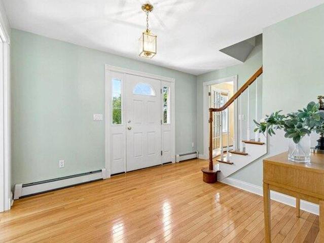 house with 4 bedroom, Yarmouth ME ES105093214