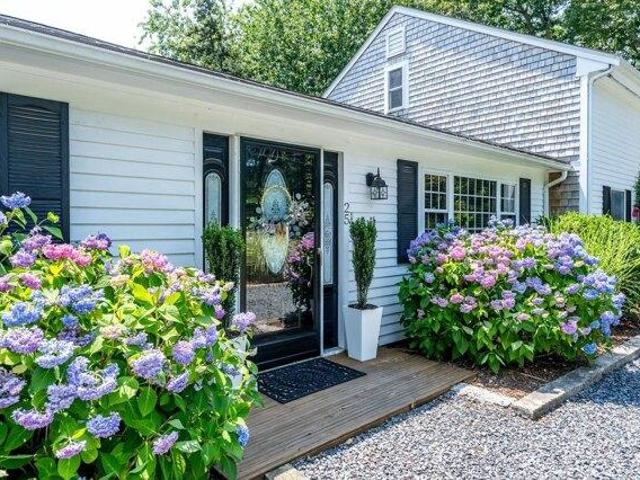house with 4 bedroom, Yarmouth Port MA DS103969003