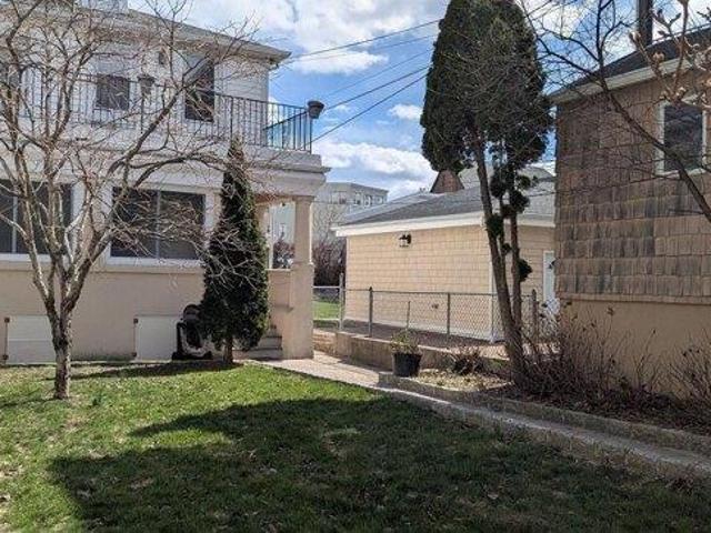 house with 4 bedroom, Yonkers NY DLS101801590