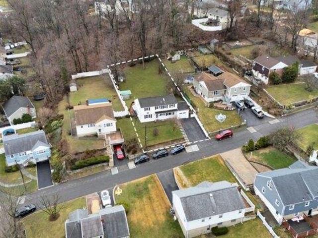 house with 4 bedroom, Yonkers NY DLS101801980