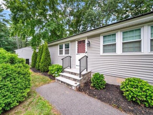 house with 4 bedroom, York ME DS104331046