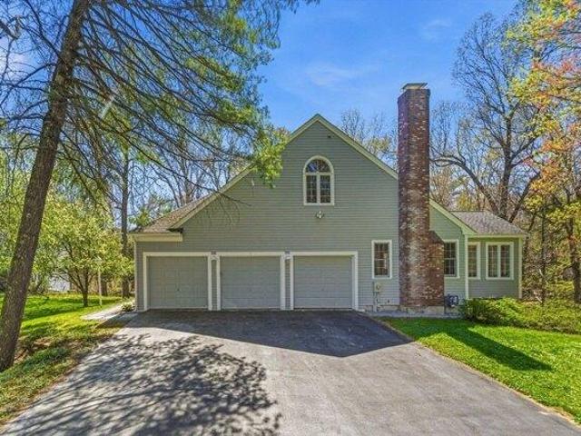 house with 4 bedroom, Acton MA DS102725455