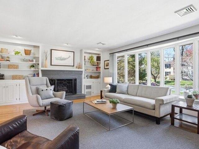 house with 4 bedroom, Acton MA ES103126043