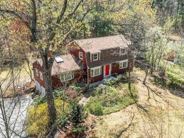 house with 4 bedroom, Acton MA ES103250790