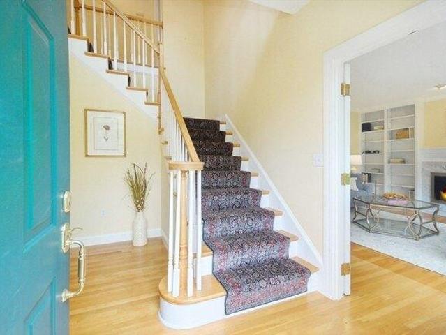 house with 4 bedroom, Acton MA ES104789694