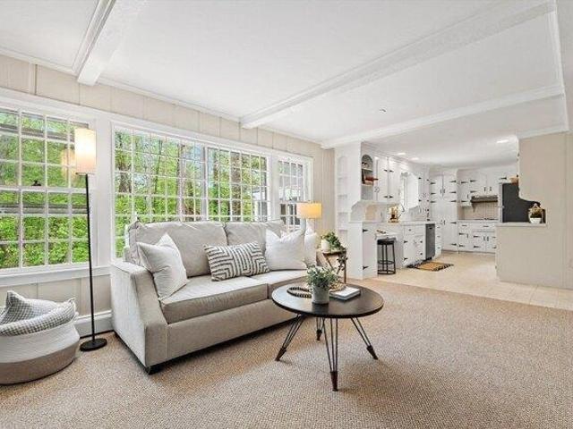 house with 4 bedroom, Acton MA ES104809403