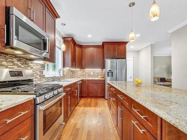 house with 4 bedroom, Acton MA ES104810667