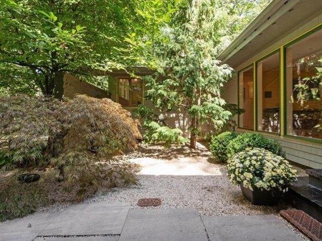 house with 4 bedroom, Acton MA ES105094437